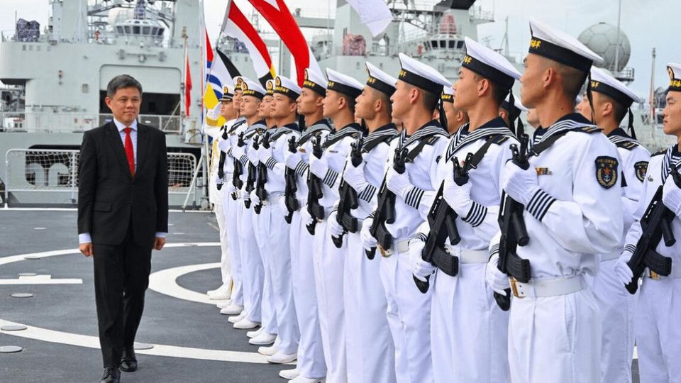 SINGAPORE DEFENCE MINISTER CHAN CHUN SING KICKS OFF CHINA VISIT IN ...