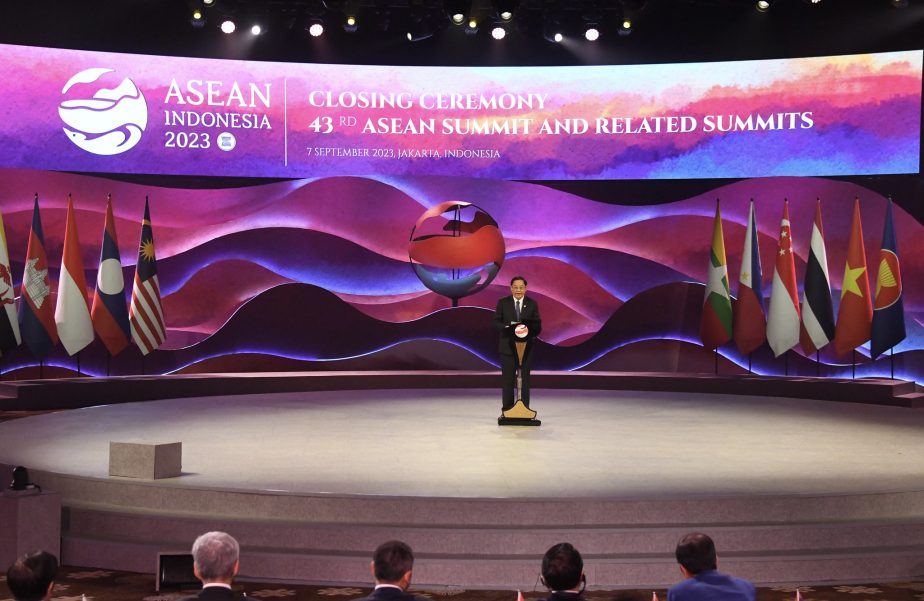 CAN ASEAN FIND A ROLE IN THE RAPIDLY EVOLVING INDO-PACIFIC RECONFIGURATION?