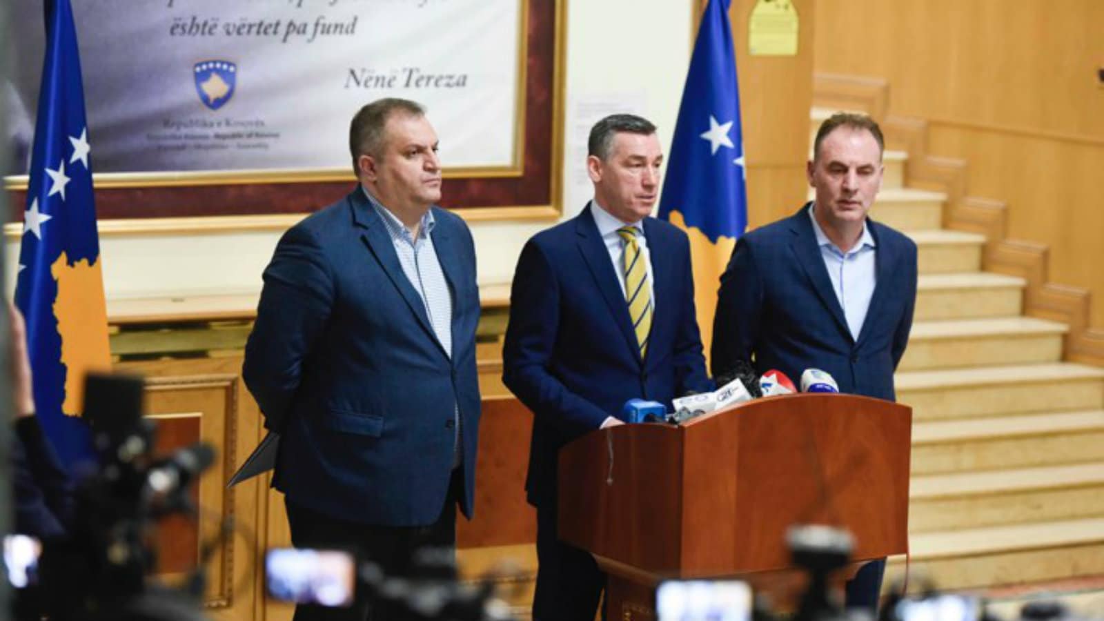 KOSOVO COURT DECLARES NEGOTIATION TEAM ‘UNCONSTITUTIONAL’